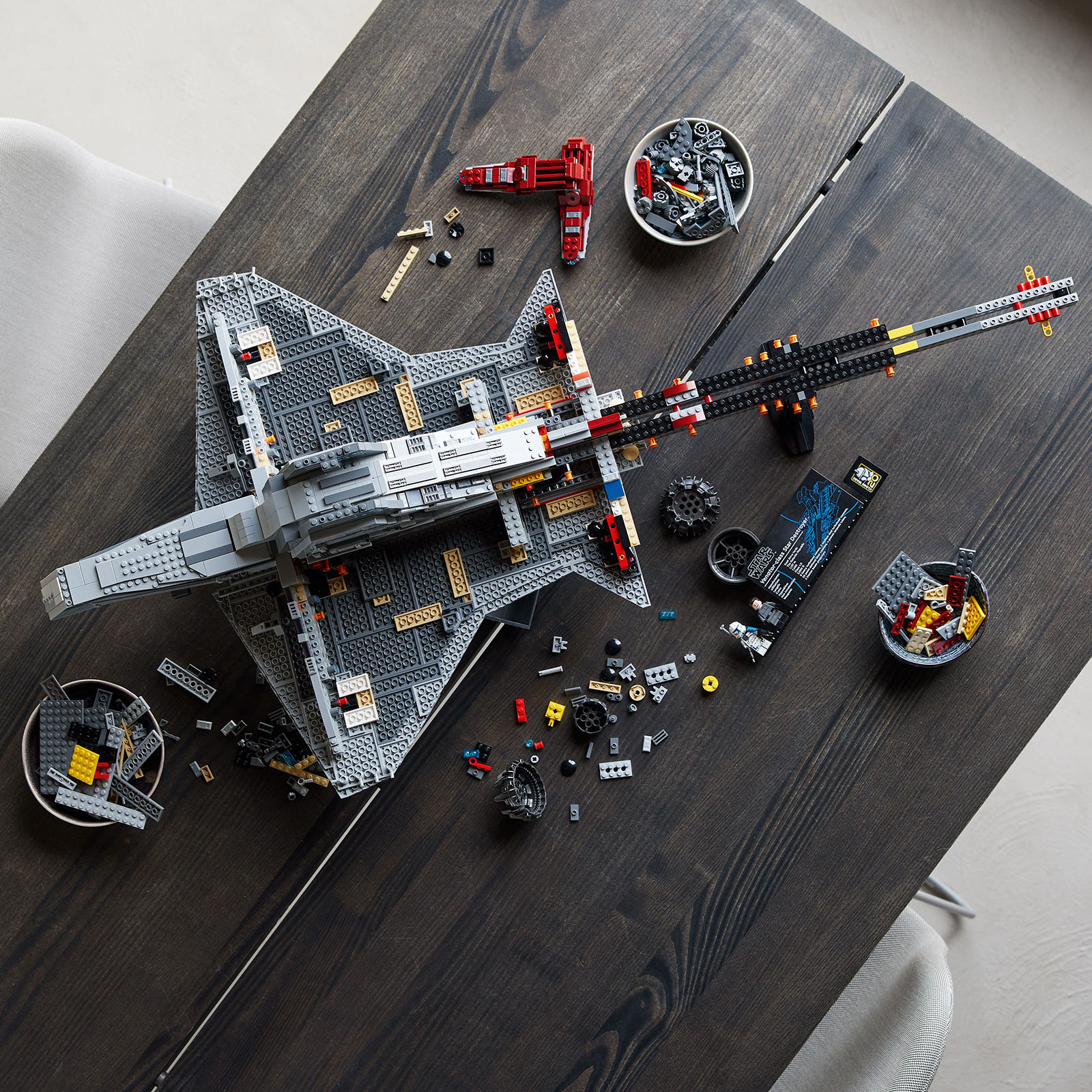 75367 Republički napadački kruzer klase Lovac | Lego kocke | Lego